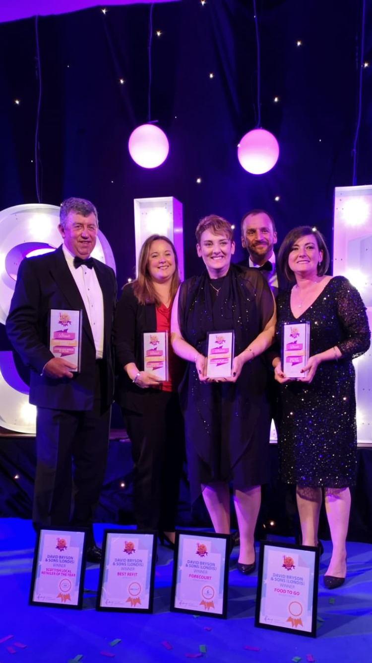 CBE customer scoops 4 awards at the Scottish Local Retailer Rewards in ...