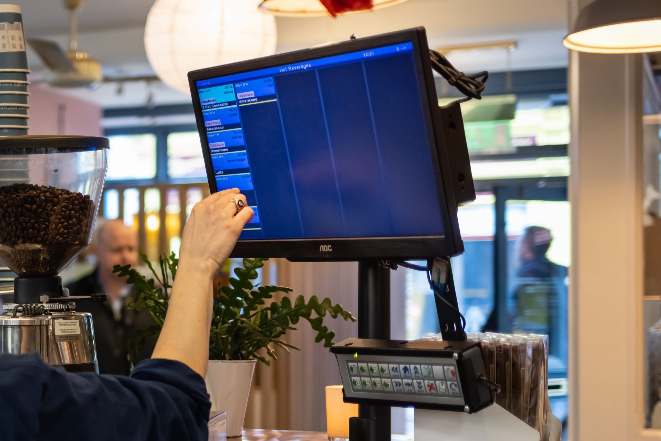 Revolutionising Kitchen Efficiency: The Role of Kitchen Display Systems ...